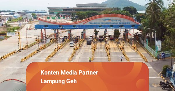 Hari Terakhir Cuti Bersama, Pelabuhan Bakauheni Terpantau Ramai Lancar | kumparan.com